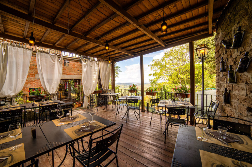 Cantina Gattavecchi Ristorante Tenuta Poggio alla Sala - Montepulciano